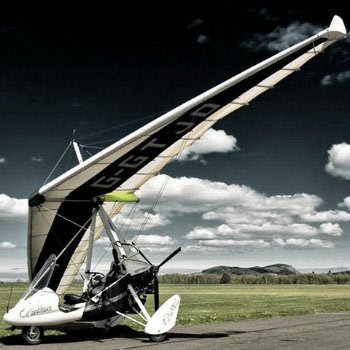 Microlighting Perth - Microlight Flights Over the Cairngorms |Into The Blue