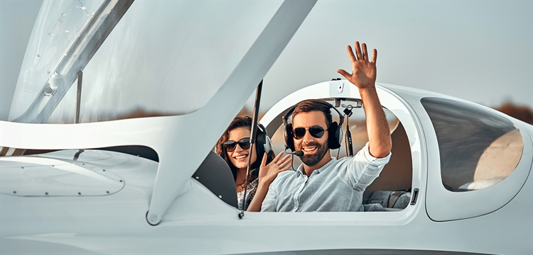 Learn To Fly - 60 Minute Lessons Learning to Fly at Airfields ...