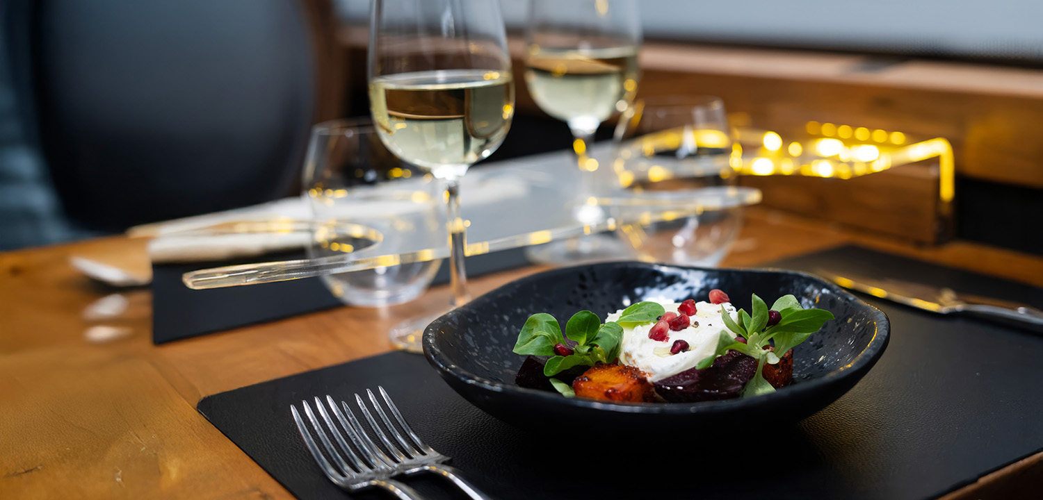 Bustronome Dinner Experience | Prices From £135.00