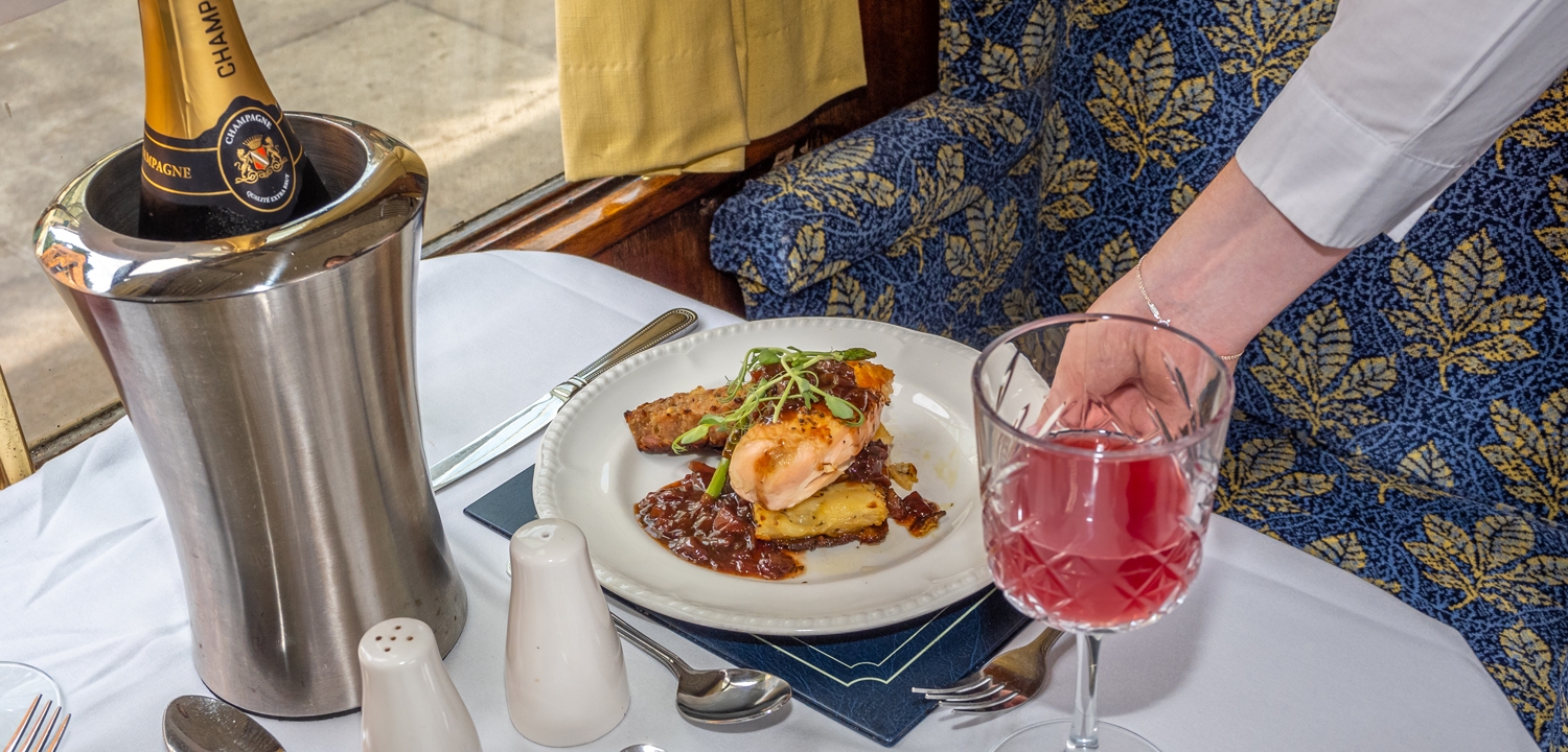 Midlander Midweek Steam Train Lunch | Prices From £235.00
