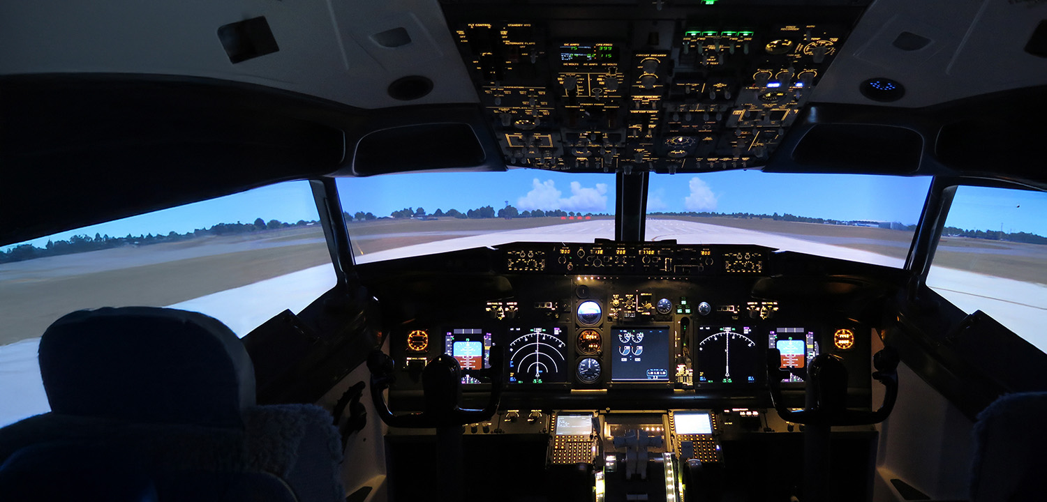 Flightdeck Simulator - Jet Liner Sim in Doncaster - South Yorks ...