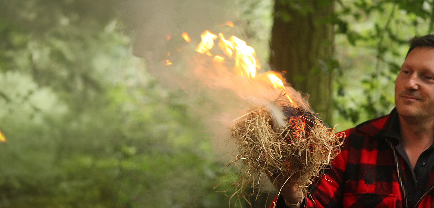 Bushcraft survival weekend - Devon and Staff - wild weekends | Prices ...