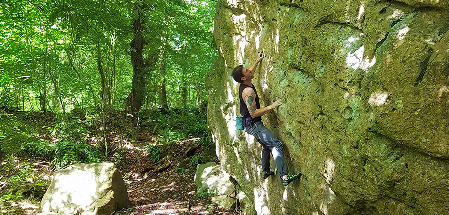 Bouldering in Bath - Outdoor Boulder Climbing at Sally in the Woods ...