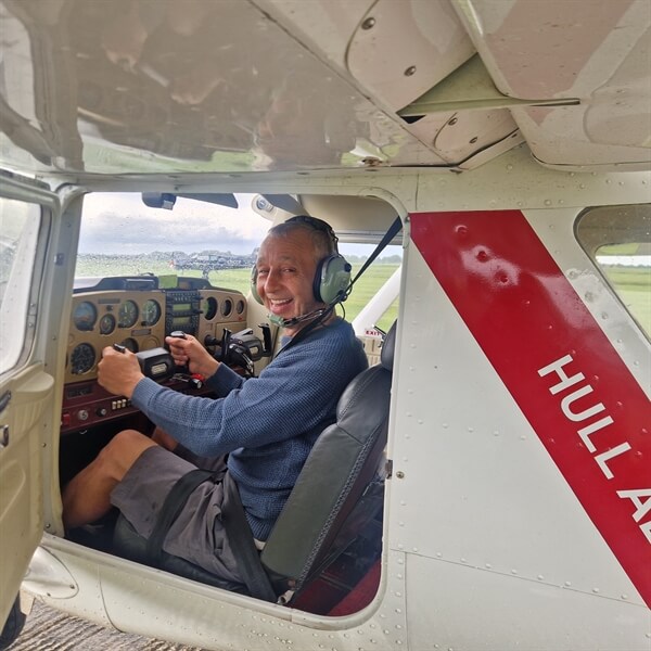 Learn To Fly - 60 Minute Lessons Learning to Fly at Airfields ...