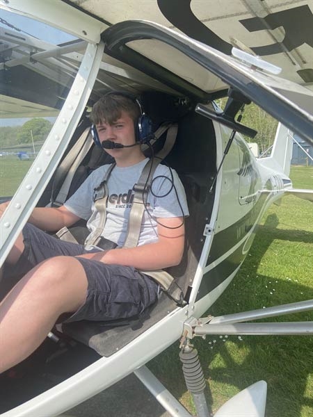 Learn To Fly - 60 Minute Lessons Learning to Fly at Airfields ...