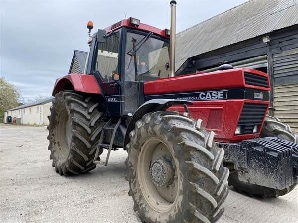 Tractor Driving in Wiltshire - Devizes Farm | Prices From £129.00