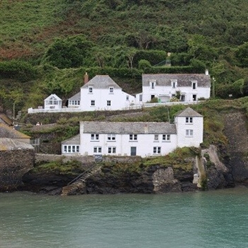 Doc Martin Film Locations Tours | into The Blue | Prices From £16.00