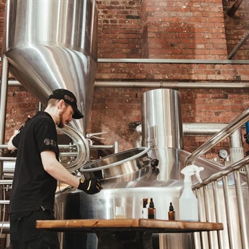 Whisky Tours at Chatham's Copper Rivet Distillery | Prices From £25.00