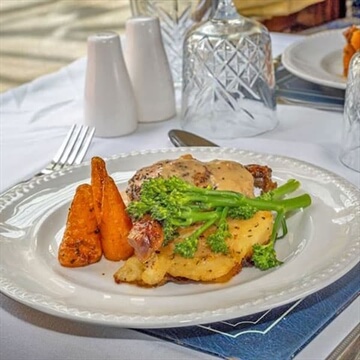 Great Central Railway Saturday Lunch | Prices From £135.00