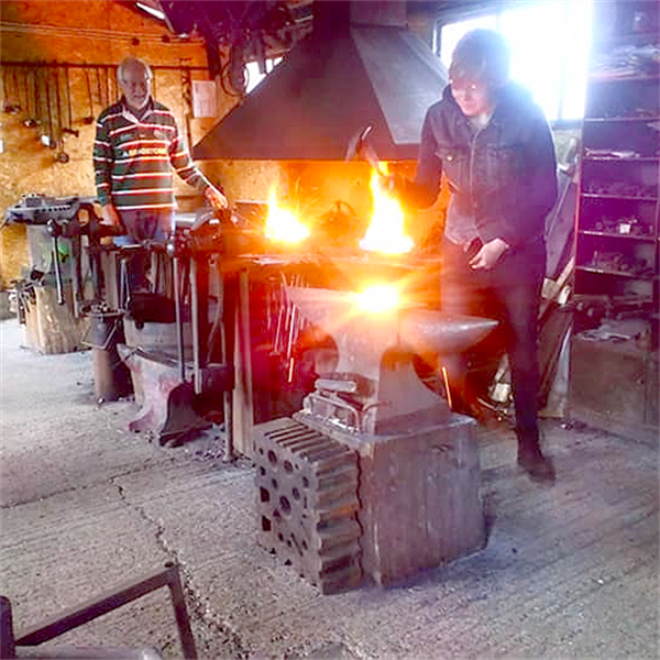 Blacksmith Courses in Kent - Blacksmithing Experience Days in ...