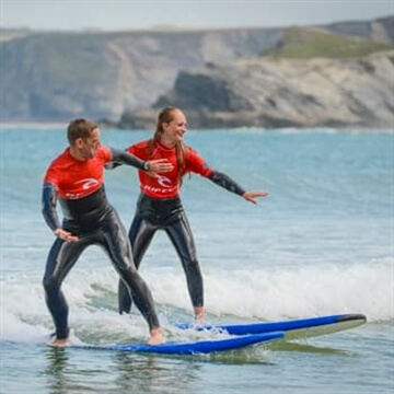 Surfing Lessons in Newquay | Prices From £45.00