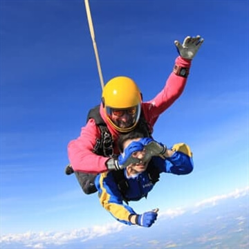 Skydiving near Nottingham at Langar Airfield | Prices From £269.00