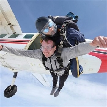Skydiving from Beccles Airfield on the Norfolk / Suffolk borders ...
