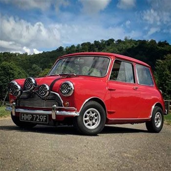 Mini Cooper Classic S Drives at Circuits near You | Into The Blue