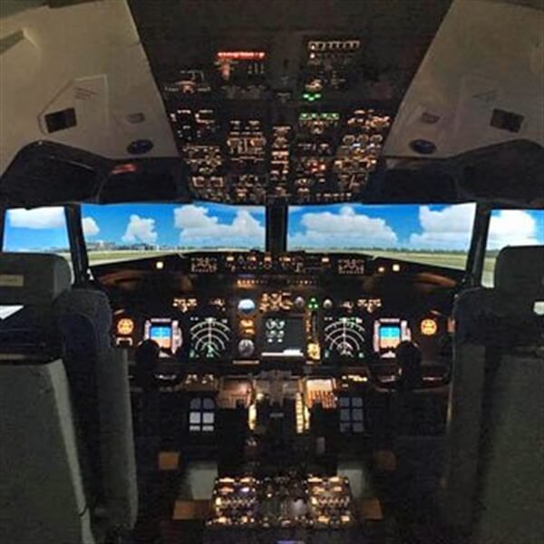 Flightdeck Simulator - Jet Liner Sim in Doncaster - South Yorks