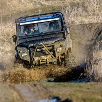 Mad Max-style 4x4 Off Road Driving in Oxfordshire & South Wales ...