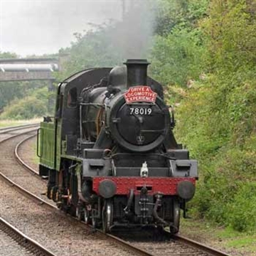 Great Central Railway Sunday Lunch | Prices From £149.00