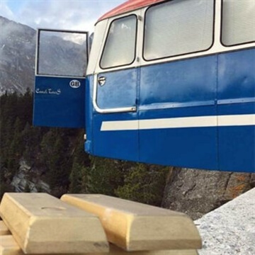 Italian Job Bus Driving Experience Near You | Into the Blue | Prices ...