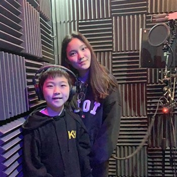 Kids Superstar Singer Experience | Prices From £69.00