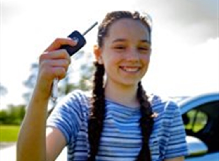 Junior Driving Experiences for Kids & Young Drivers | Into The Blue