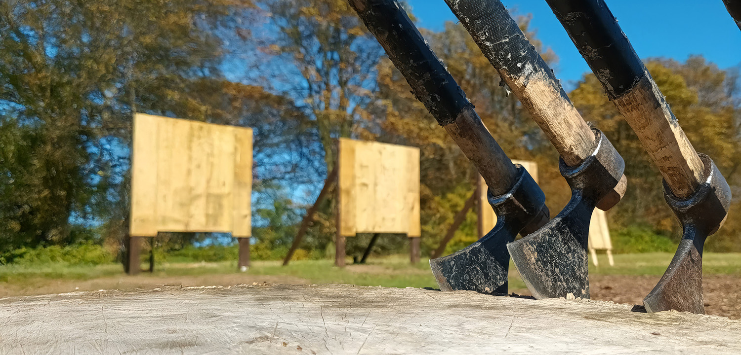 Axe Throwing Experiences at North Muskham near Newark, Nottinghamshire ...